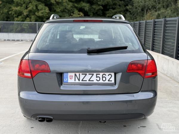 Audi A4 2006 in Vilnius on AUTOMOTO.COM.LV Grey Audi A4 2006 in Vilnius, with an engine capacity of 2.00 L and mileage of 356 thousand km for 2800 €, photo 9 on AUTOMOTO.COM.LV