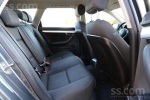 Pelēks Audi A4 2006 Tukums, ar dzinēja tilpumu 2.00 L un nobraukumu 253 tūkst. km par 2200 €, foto 9 vietnē AUTOMOTO.COM.LV