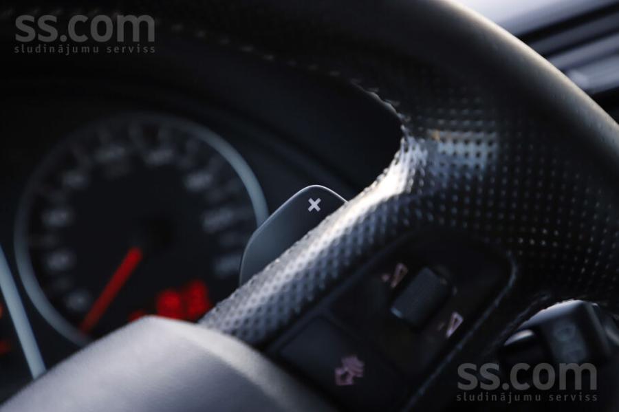 Pelēks Audi A4 2006 Tukums, ar dzinēja tilpumu 2.00 L un nobraukumu 253 tūkst. km par 2200 €, foto 10 vietnē AUTOMOTO.COM.LV