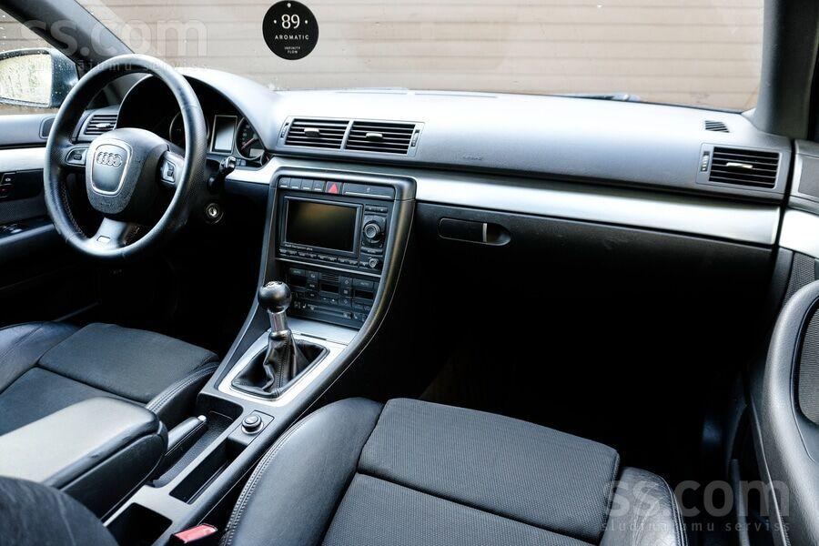 Grey Audi A4 2006 in Riga, with an engine capacity of 2.00 L and mileage of 275 thousand km for 3890 €, photo 9 on AUTOMOTO.COM.LV