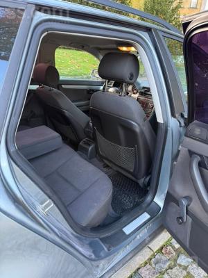 Grey Audi A4 2006 in Kuldiga, with an engine capacity of 2.00 L and mileage of 451 thousand km for 1700 €, photo 6 on AUTOMOTO.COM.LV