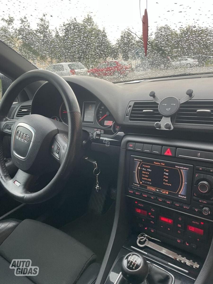 Grey Audi A4 2006 in Alytus, with an engine capacity of 2.70 L and mileage of 231 thousand km for 3800 €, photo 31 on AUTOMOTO.COM.LV