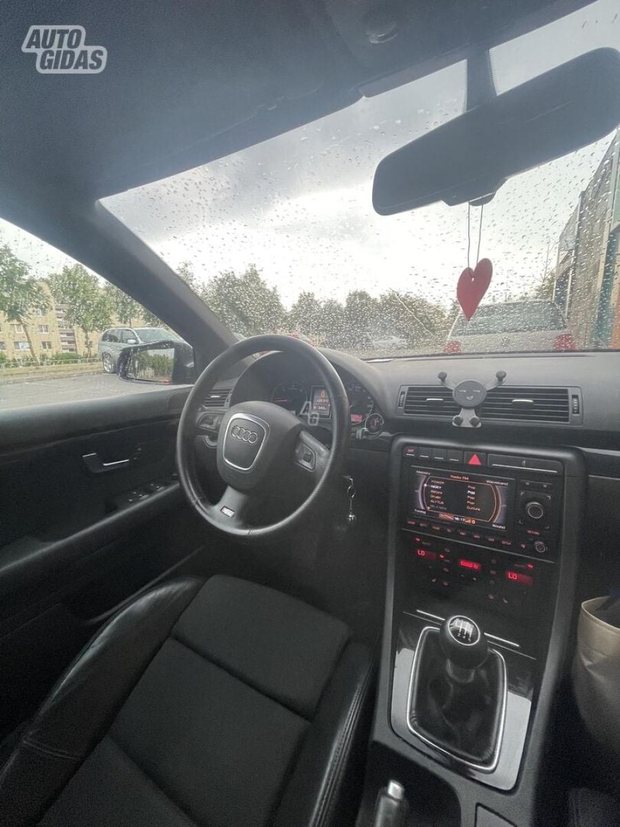 Grey Audi A4 2006 in Alytus, with an engine capacity of 2.70 L and mileage of 231 thousand km for 3800 €, photo 32 on AUTOMOTO.COM.LV