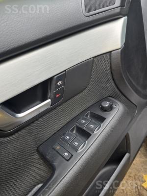 Grey Audi A4 2006 in Riga, with an engine capacity of 2.00 L and mileage of 423 thousand km for 3000 €, photo 12 on AUTOMOTO.COM.LV