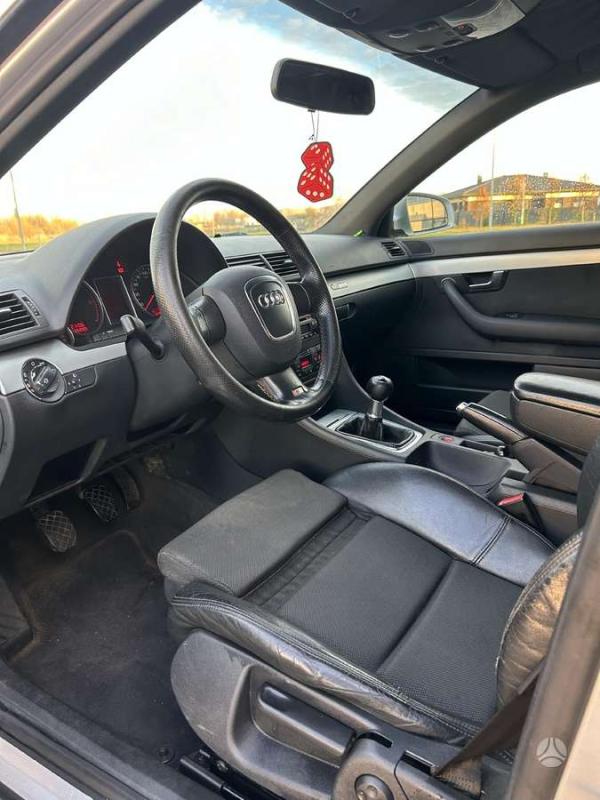 Pelēks Audi A4 2007 Panevēža, ar dzinēja tilpumu 1.99 L un nobraukumu 300 tūkst. km par 2850 €, foto 11 vietnē AUTOMOTO.COM.LV