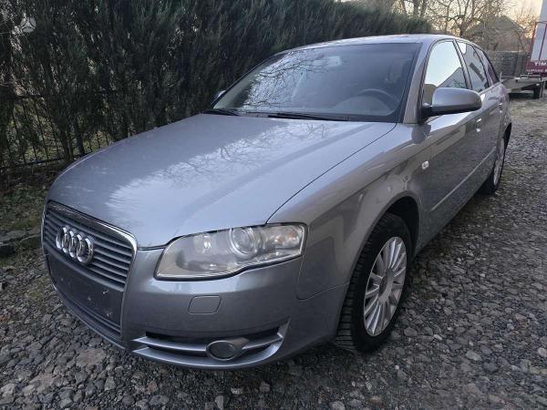 Pelēks Audi A4 2007 Kauņa, ar dzinēja tilpumu 1.97 L un nobraukumu 335 tūkst. km par 3450 €, foto 9 vietnē AUTOMOTO.COM.LV