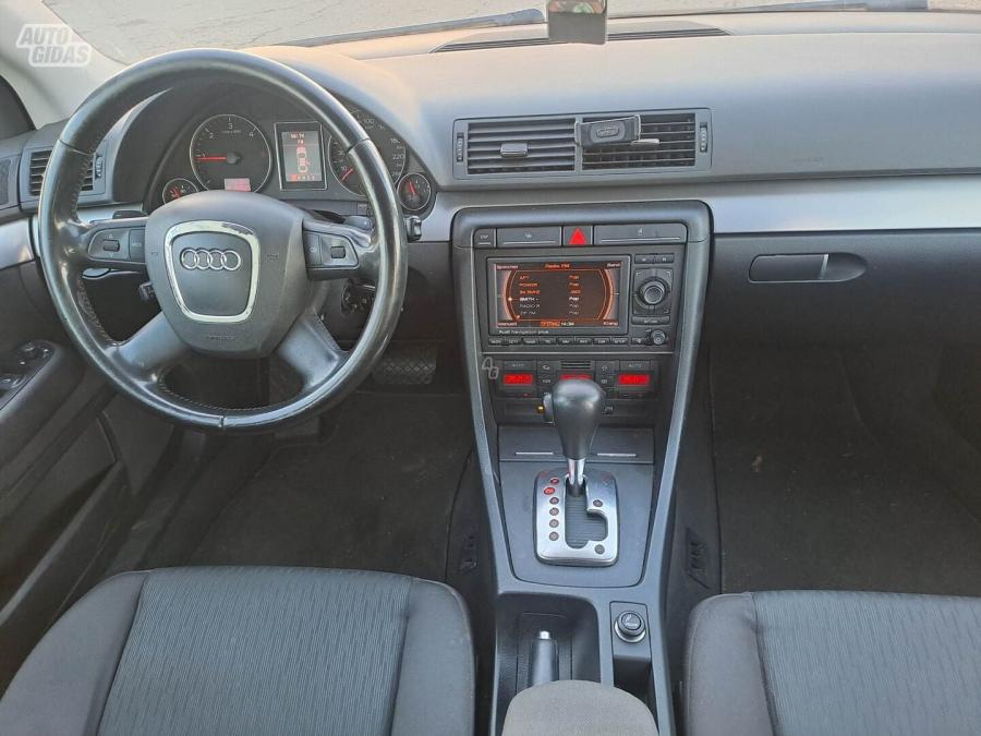 Grey Audi A4 2007 in Telschi, with an engine capacity of 2.00 L and mileage of 274 thousand km for 3500 €, photo 9 on AUTOMOTO.COM.LV