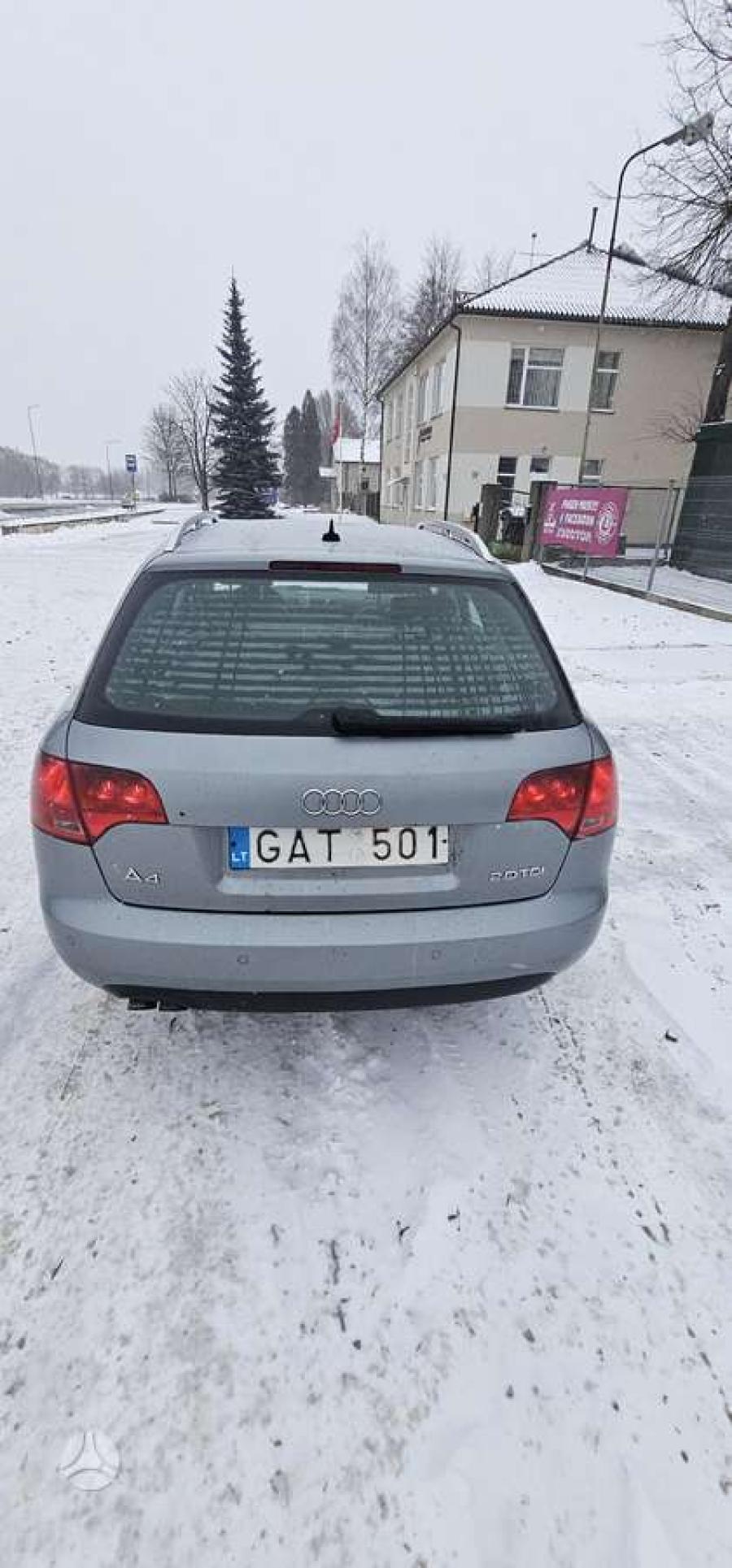 Grey Audi A4 2007 in Panevezys, with an engine capacity of 1.99 L and mileage of 458 thousand km for 1400 €, photo 5 on AUTOMOTO.COM.LV
