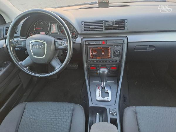 Grey Audi A4 2007 in Klaipeda, with an engine capacity of 2.00 L and mileage of 270 thousand km for 3200 €, photo 9 on AUTOMOTO.COM.LV