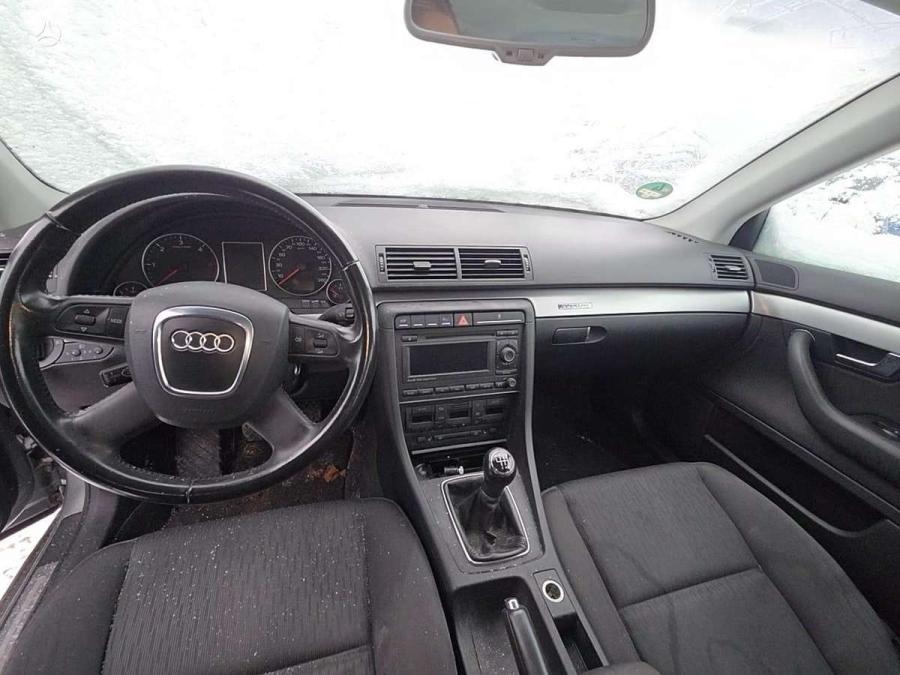 Grey Audi A4 2007 in Marijampole, with an engine capacity of 1.99 L and mileage of 332 thousand km for 2499 €, photo 9 on AUTOMOTO.COM.LV