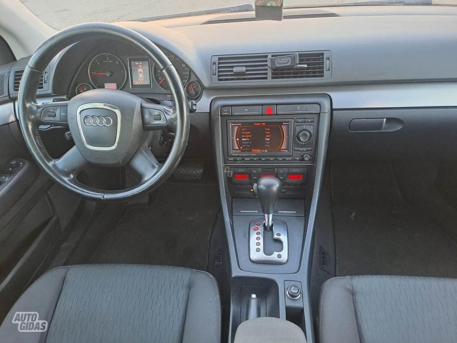 Pelēks Audi A4 2007 Telšiai, ar dzinēja tilpumu 2.00 L un nobraukumu 271 tūkst. km par 3200 €, foto 11 vietnē AUTOMOTO.COM.LV