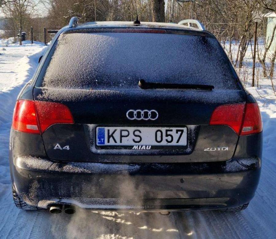 Grey Audi A4 2007 in Sirvintos, with an engine capacity of 1.99 L and mileage of 265 thousand km for 3000 €, photo 3 on AUTOMOTO.COM.LV