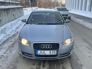 Pelēks Audi A4 2007 Viļņa, ar dzinēja tilpumu 1.99 L un nobraukumu 435 tūkst. km par 1250 €, foto 7 vietnē AUTOMOTO.COM.LV