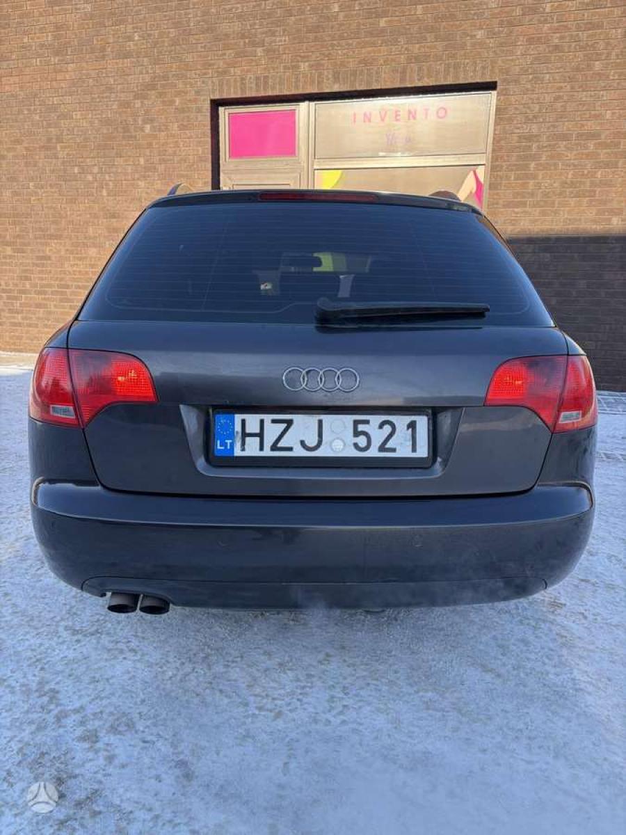 Pelēks Audi A4 2007 Kaišiadorys, ar dzinēja tilpumu 1.99 L un nobraukumu 309 tūkst. km par 2650 €, foto 11 vietnē AUTOMOTO.COM.LV