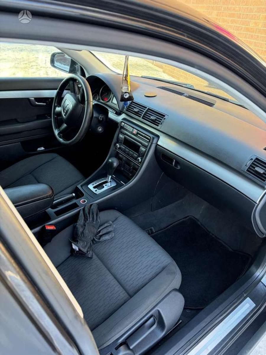 Pelēks Audi A4 2007 Kaišiadorys, ar dzinēja tilpumu 1.99 L un nobraukumu 309 tūkst. km par 2650 €, foto 18 vietnē AUTOMOTO.COM.LV
