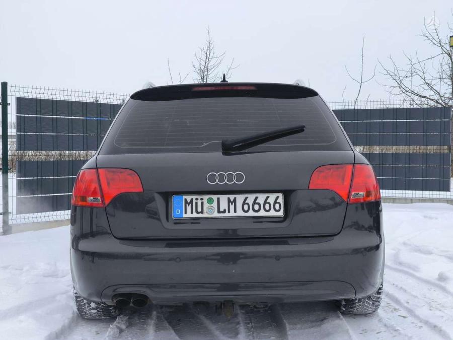 Grey Audi A4 2007 in Vilkaviskis, with an engine capacity of 1.99 L and mileage of 296 thousand km for 3700 €, photo 7 on AUTOMOTO.COM.LV