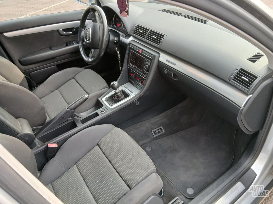 Pelēks Audi A4 2007 Ignalina, ar dzinēja tilpumu 2.00 L un nobraukumu 300 tūkst. km par 3600 €, foto 9 vietnē AUTOMOTO.COM.LV