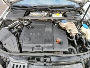 Pelēks Audi A4 2007 Ignalina, ar dzinēja tilpumu 2.00 L un nobraukumu 300 tūkst. km par 3600 €, foto 13 vietnē AUTOMOTO.COM.LV
