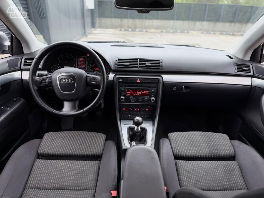 Grey Audi A4 2007 in Vilnius, with an engine capacity of 2.00 L and mileage of 301 thousand km for 2750 €, photo 13 on AUTOMOTO.COM.LV