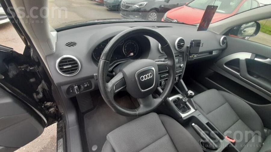 Pelēks Audi A4 2007 Rīga, ar dzinēja tilpumu 1.60 L un nobraukumu 279 tūkst. km par 3600 €, foto 12 vietnē AUTOMOTO.COM.LV
