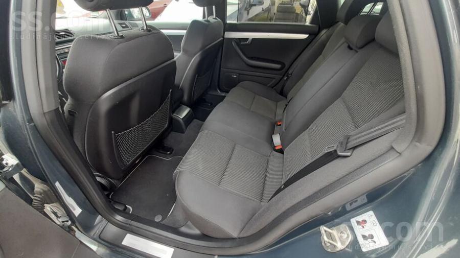 Pelēks Audi A4 2007 Rīga, ar dzinēja tilpumu 1.60 L un nobraukumu 279 tūkst. km par 3600 €, foto 21 vietnē AUTOMOTO.COM.LV