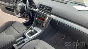 Pelēks Audi A4 2007 Rīga, ar dzinēja tilpumu 1.60 L un nobraukumu 279 tūkst. km par 3600 €, foto 25 vietnē AUTOMOTO.COM.LV