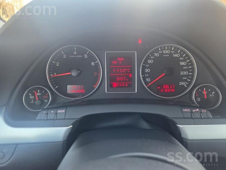 Grey Audi A4 2007 in Riga, with an engine capacity of 1.80 L and mileage of 215 thousand km for 3990 €, photo 11 on AUTOMOTO.COM.LV