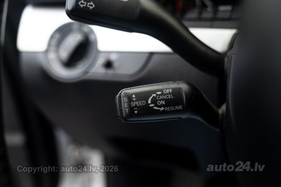 Grey Audi A4 2007 in Tallinn, with an engine capacity of 2.00 L and mileage of 240 thousand km for 1999 €, photo 8 on AUTOMOTO.COM.LV