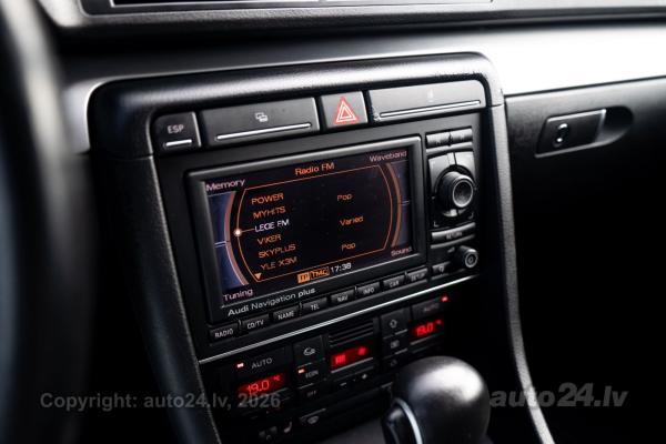 Grey Audi A4 2007 in Tallinn, with an engine capacity of 2.00 L and mileage of 240 thousand km for 1999 €, photo 8 on AUTOMOTO.COM.LV