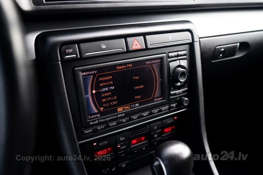 Grey Audi A4 2007 in Tallinn, with an engine capacity of 2.00 L and mileage of 240 thousand km for 1999 €, photo 9 on AUTOMOTO.COM.LV