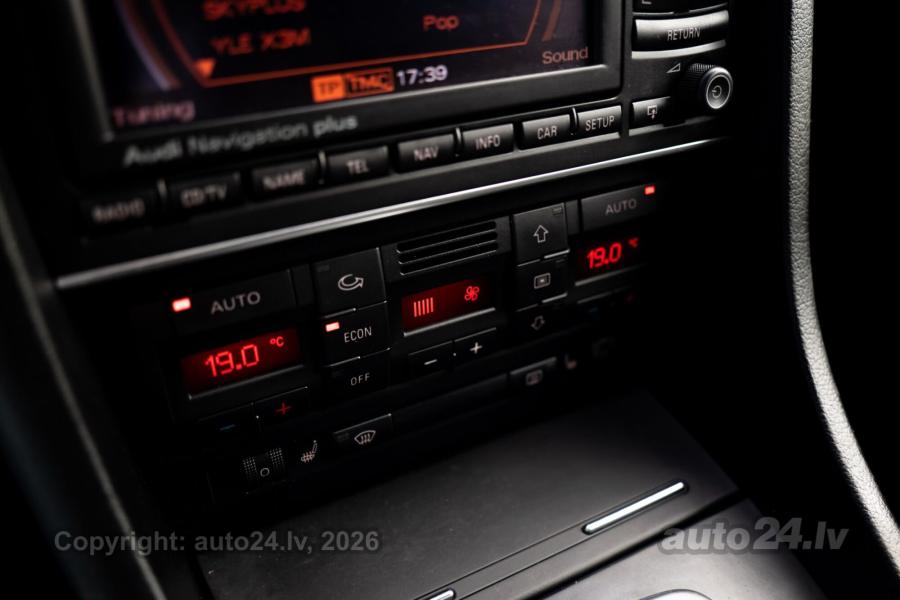 Grey Audi A4 2007 in Tallinn, with an engine capacity of 2.00 L and mileage of 240 thousand km for 1999 €, photo 10 on AUTOMOTO.COM.LV