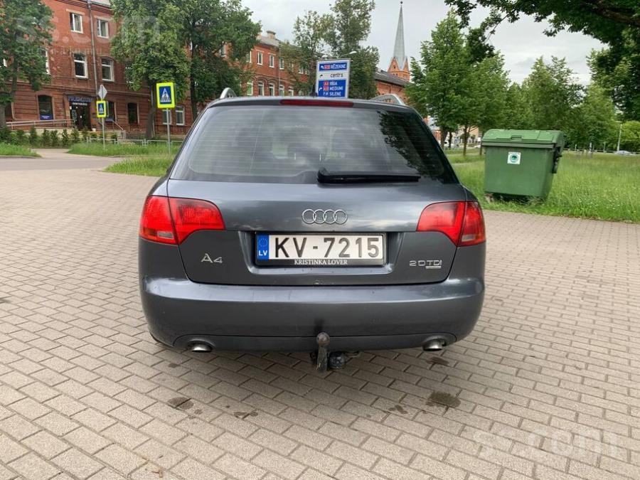 Pelēks Audi A4 2007 Daugavpils, ar dzinēja tilpumu 2.00 L un nobraukumu 360 tūkst. km par 2300 €, foto 3 vietnē AUTOMOTO.COM.LV