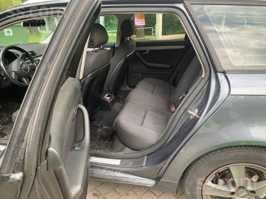 Pelēks Audi A4 2007 Daugavpils, ar dzinēja tilpumu 2.00 L un nobraukumu 360 tūkst. km par 2300 €, foto 7 vietnē AUTOMOTO.COM.LV