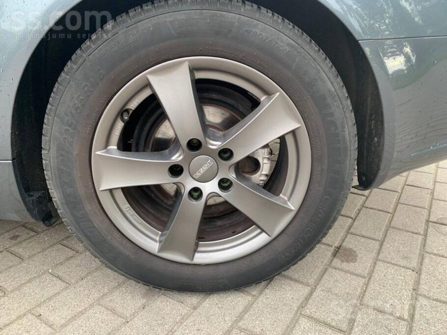 Pelēks Audi A4 2007 Daugavpils, ar dzinēja tilpumu 2.00 L un nobraukumu 360 tūkst. km par 2300 €, foto 8 vietnē AUTOMOTO.COM.LV