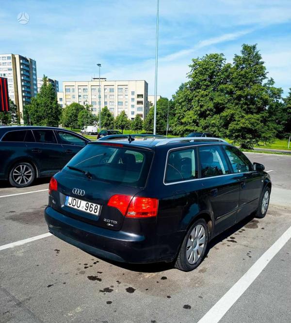 Grey Audi A4 2007 in Vilnius, with an engine capacity of 2.00 L and mileage of 281 thousand km for 1900 €, photo 3 on AUTOMOTO.COM.LV