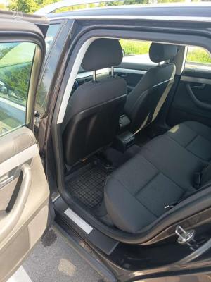 Pelēks Audi A4 2007 Viļņa, ar dzinēja tilpumu 2.00 L un nobraukumu 281 tūkst. km par 1900 €, foto 9 vietnē AUTOMOTO.COM.LV