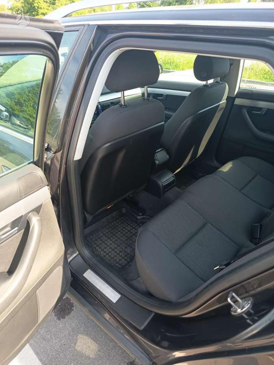 Pelēks Audi A4 2007 Viļņa, ar dzinēja tilpumu 2.00 L un nobraukumu 281 tūkst. km par 1900 €, foto 9 vietnē AUTOMOTO.COM.LV