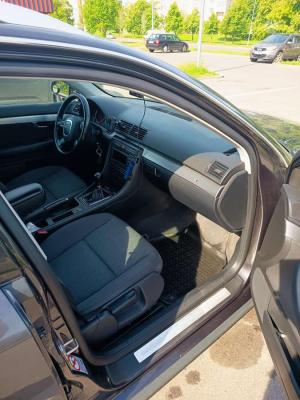 Pelēks Audi A4 2007 Viļņa, ar dzinēja tilpumu 2.00 L un nobraukumu 281 tūkst. km par 1900 €, foto 11 vietnē AUTOMOTO.COM.LV