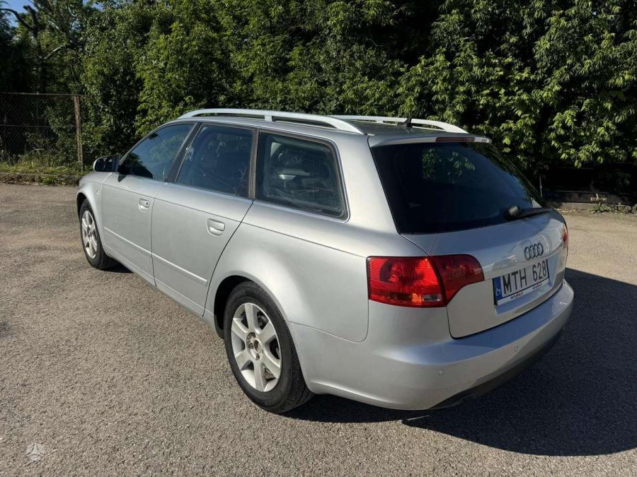 Pelēks Audi A4 2007 Kauņa, ar dzinēja tilpumu 2.70 L un nobraukumu 360 tūkst. km par 2550 €, foto 6 vietnē AUTOMOTO.COM.LV