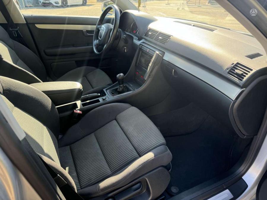 Pelēks Audi A4 2007 Kauņa, ar dzinēja tilpumu 2.70 L un nobraukumu 360 tūkst. km par 2550 €, foto 11 vietnē AUTOMOTO.COM.LV