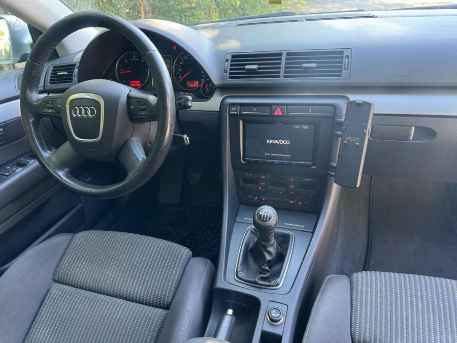 Pelēks Audi A4 2007 Kauņa, ar dzinēja tilpumu 2.70 L un nobraukumu 360 tūkst. km par 2550 €, foto 14 vietnē AUTOMOTO.COM.LV