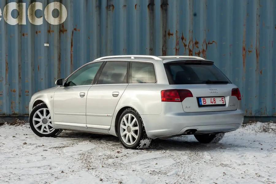 Grey Audi A4 2007 in Riga, with an engine capacity of 2.00 L and mileage of 260 thousand km for 3995 €, photo 3 on AUTOMOTO.COM.LV