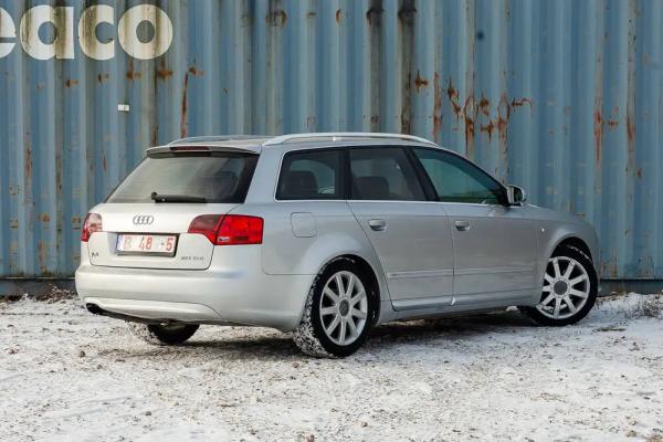 Grey Audi A4 2007 in Riga, with an engine capacity of 2.00 L and mileage of 260 thousand km for 3995 €, photo 4 on AUTOMOTO.COM.LV