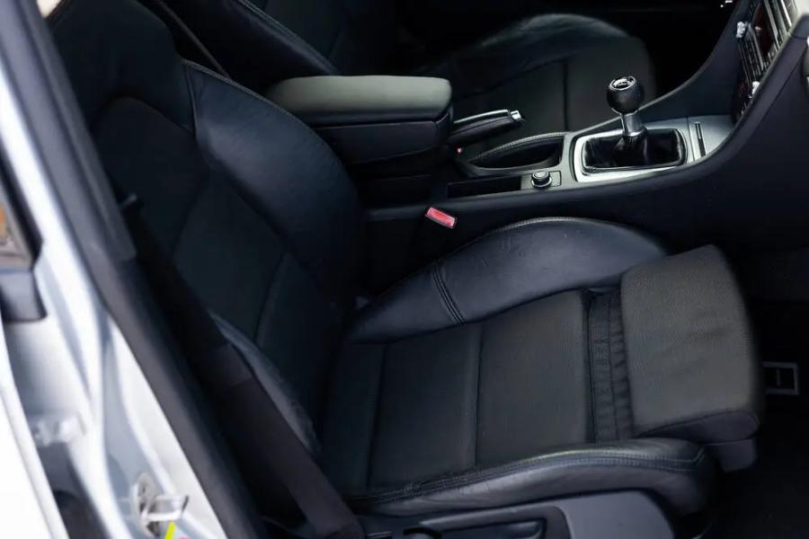 Grey Audi A4 2007 in Riga, with an engine capacity of 2.00 L and mileage of 260 thousand km for 3995 €, photo 22 on AUTOMOTO.COM.LV