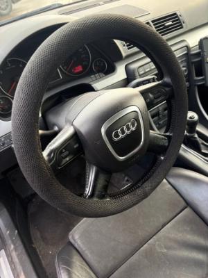 Grey Audi A4 2007 in Riga, with an engine capacity of 2.00 L and mileage of 235 thousand km for 3799 €, photo 9 on AUTOMOTO.COM.LV
