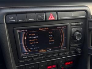 Grey Audi A4 2007 in Riga, with an engine capacity of 2.00 L and mileage of 235 thousand km for 3799 €, photo 11 on AUTOMOTO.COM.LV