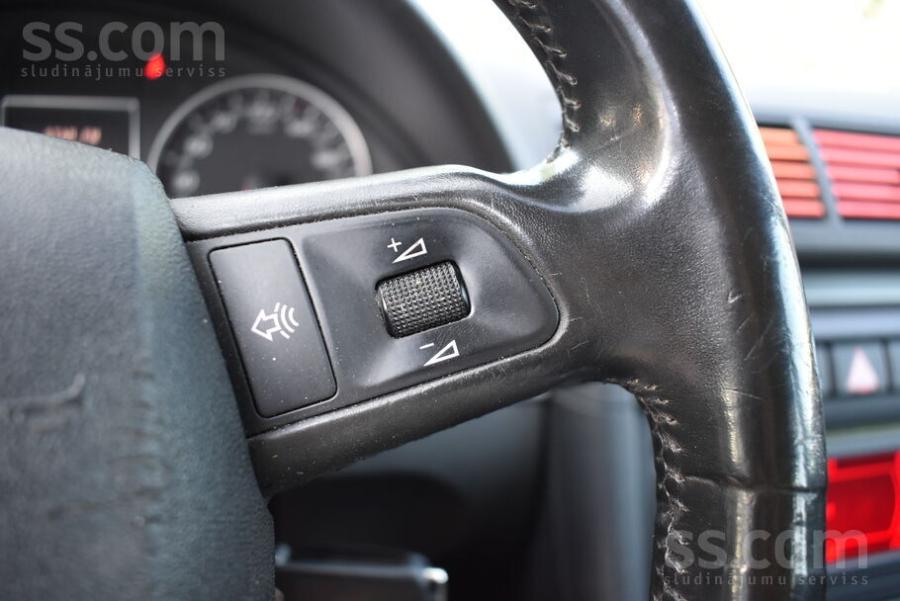 Pelēks Audi A4 2007 Kuldīga, ar dzinēja tilpumu 2.00 L un nobraukumu 0 tūkst. km par 3990 €, foto 15 vietnē AUTOMOTO.COM.LV