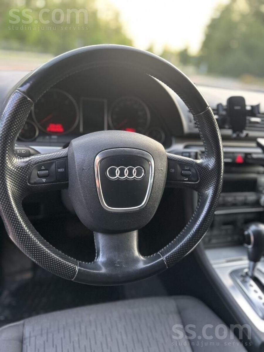 Pelēks Audi A4 2007 Rīga, ar dzinēja tilpumu 2.00 L un nobraukumu 267 tūkst. km par 2900 €, foto 5 vietnē AUTOMOTO.COM.LV