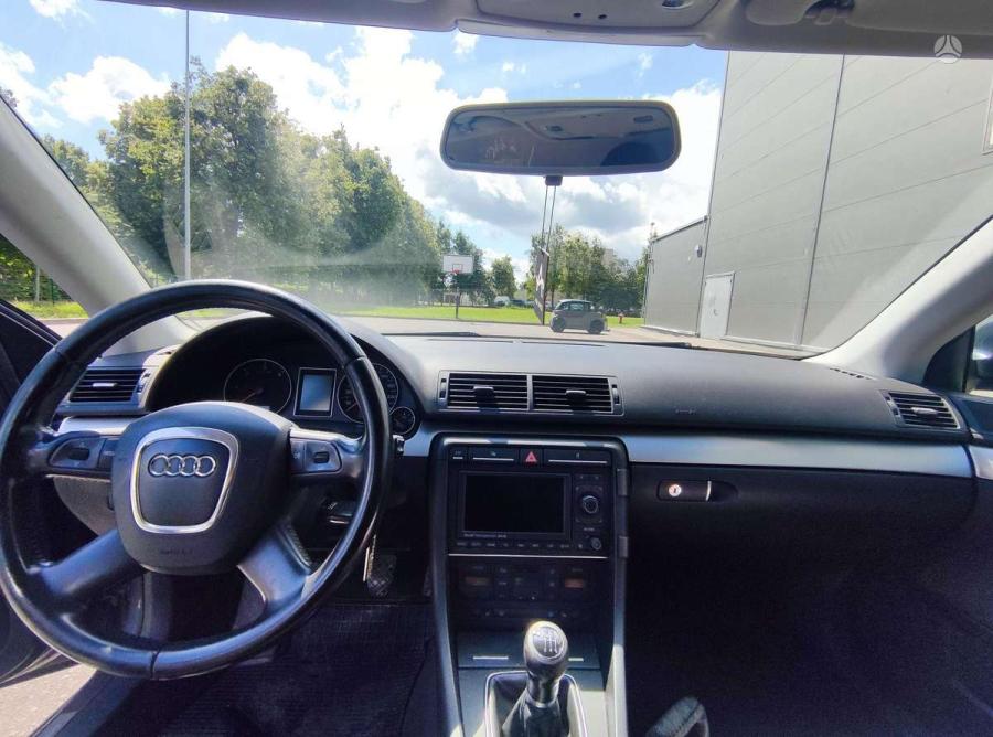 Grey Audi A4 2007 in Kaunas, with an engine capacity of 1.99 L and mileage of 292 thousand km for 2500 €, photo 15 on AUTOMOTO.COM.LV