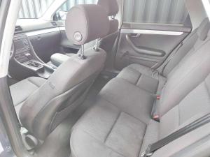 Grey Audi A4 2007 in Kaunas, with an engine capacity of 1.99 L and mileage of 292 thousand km for 2500 €, photo 18 on AUTOMOTO.COM.LV